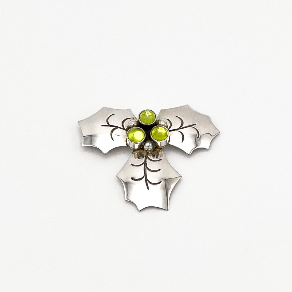 Holly Pin | Silver Sun